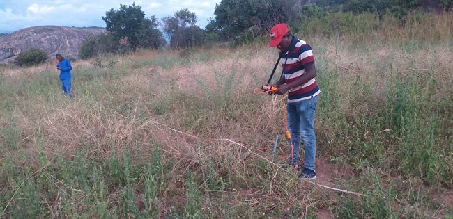 10 ways to find underground water sources when drilling a well - PQWT